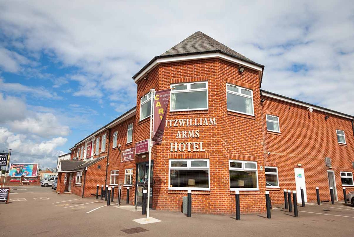 Fitzwilliam Arms Hotel – Accommodation, Bars, Hotel